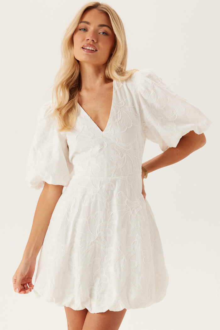 Bubbleroom occasion - Bubbleroom Occasion - V-neck Bubble Hem Short ...